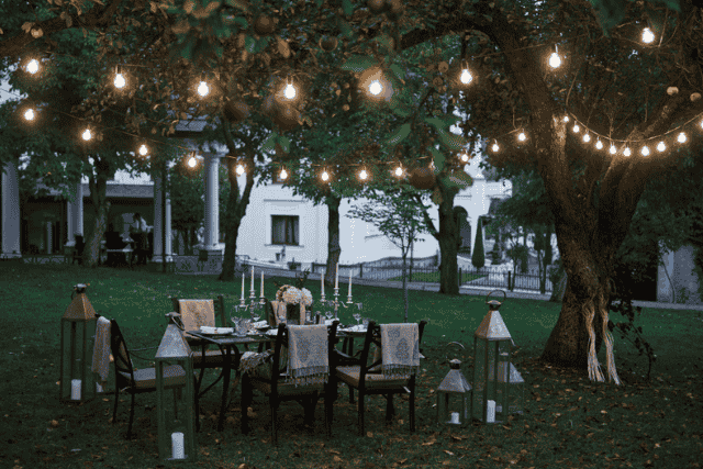 Decorative Outdoor Lights That Make Your Outdoor Area Stand Out